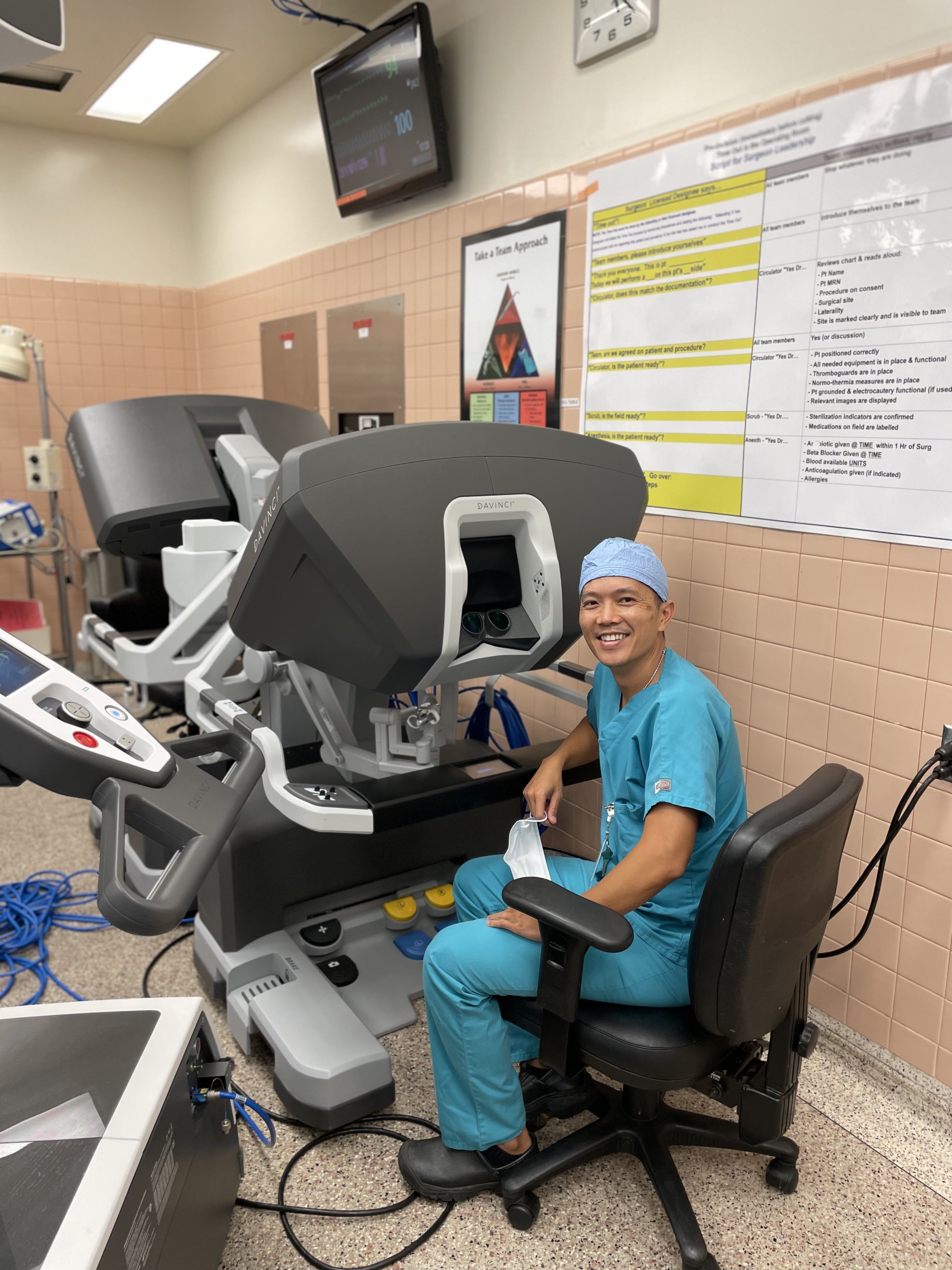 Robotic thoracic surgery offers LLU patients minimally invasive options | News