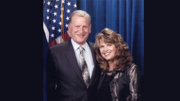 The Dennis and Carol Troesh Medical Campus | LLUH News