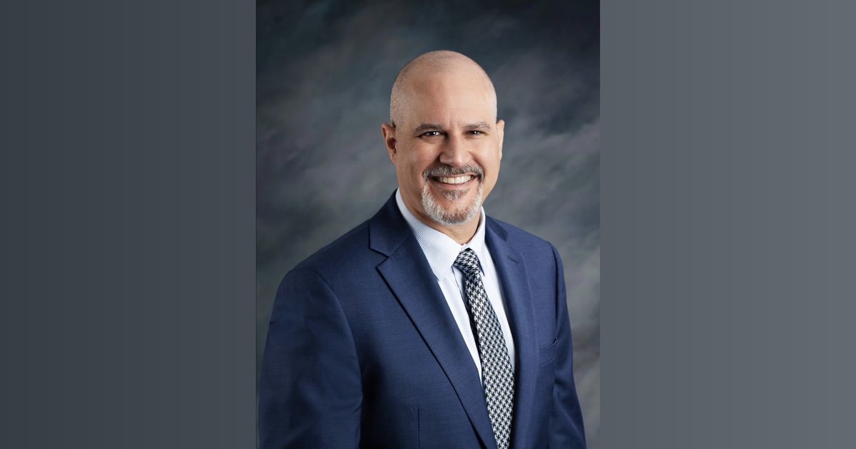 Adam L. Aréchiga appointed dean of the School of Public Health | News